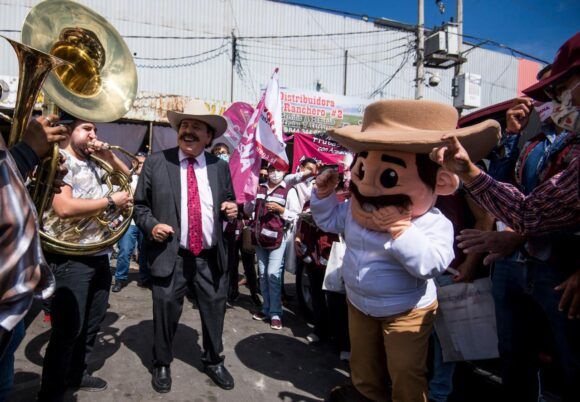 SALTILLO MODERNO: ARMANDO GUADIANA PROPONE UN NUEVO MERCADO DE ABASTOS ...