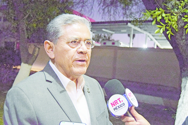 Gestiona Rector de UAC aguinaldo para empleados - La Prensa de Coahuila ...