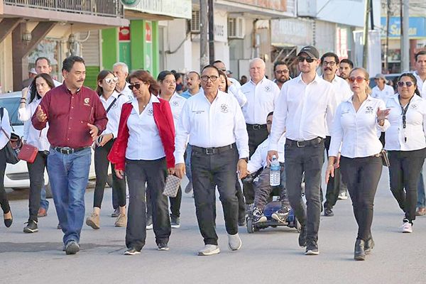 Festeja aniversario Cbtis 20 con desfile - La Prensa de Coahuila ...