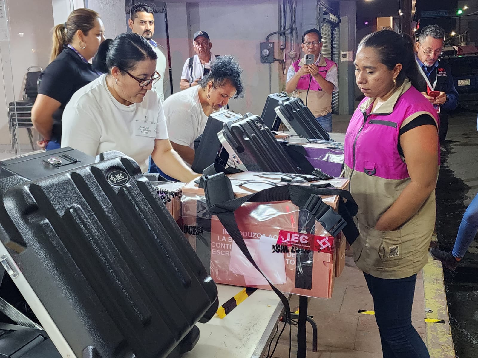 Va IEC por jóvenes para comicios 2024 - La Prensa de Coahuila ...