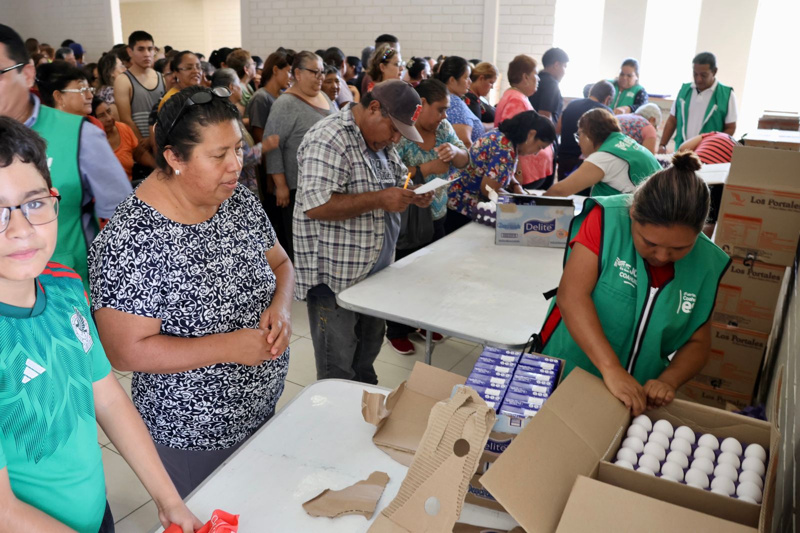 Entregan programa alimenticio en Cloete - La Prensa de Coahuila ...