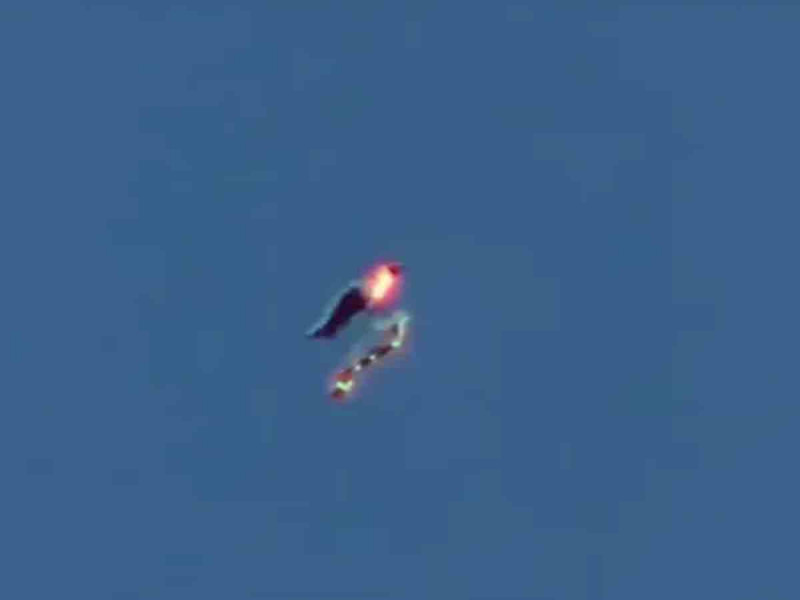 Fuego En El Cielo Familia Capta Inquietante Video De Un Supuesto Ovni En Llamas La Prensa