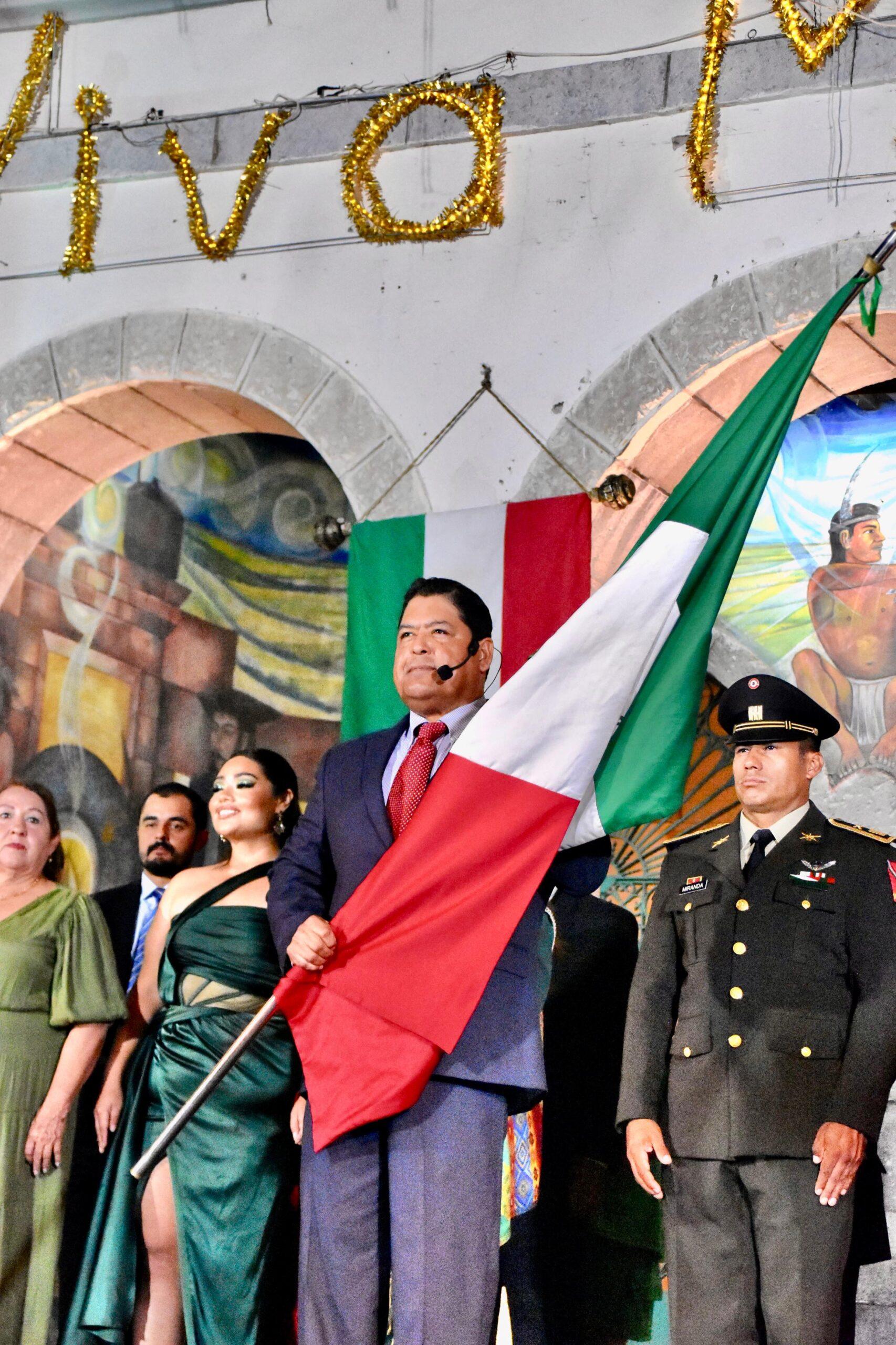 En 4c Da Beto Villarreal El Grito De Independencia La Prensa De Coahuila 