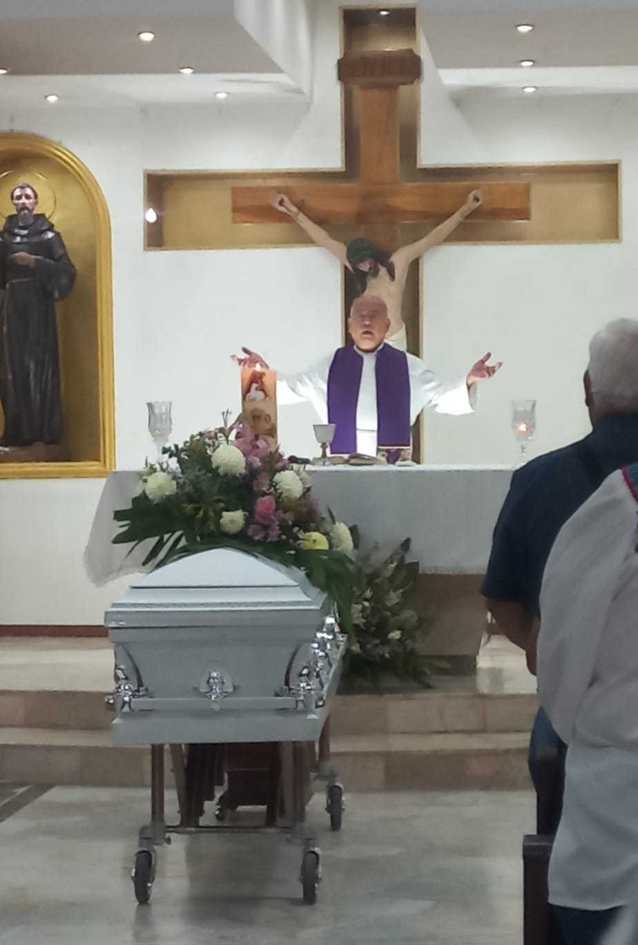 Dan el ultimo adiós a Fabiola de la Rosa - La Prensa de Coahuila ...